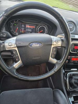 Balts Ford S-Max 2011 Marijampole, ar dzinēja tilpumu 2.00 L un nobraukumu 321 tūkst. km par 4350 €, foto 18 vietnē AUTOMOTO.COM.LV