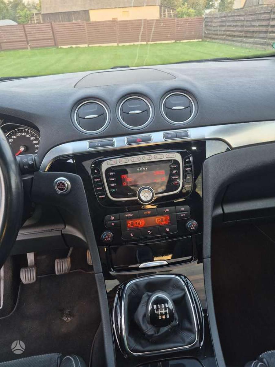 Balts Ford S-Max 2011 Marijampole, ar dzinēja tilpumu 2.00 L un nobraukumu 321 tūkst. km par 4350 €, foto 19 vietnē AUTOMOTO.COM.LV