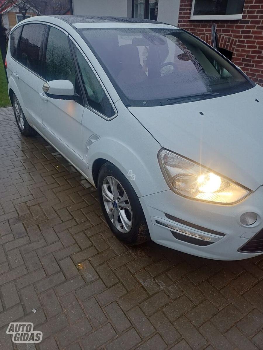 White Ford S-Max 2012 in Klaipeda, with an engine capacity of 2.00 L and mileage of 300 thousand km for 3900 €, photo 5 on AUTOMOTO.COM.LV