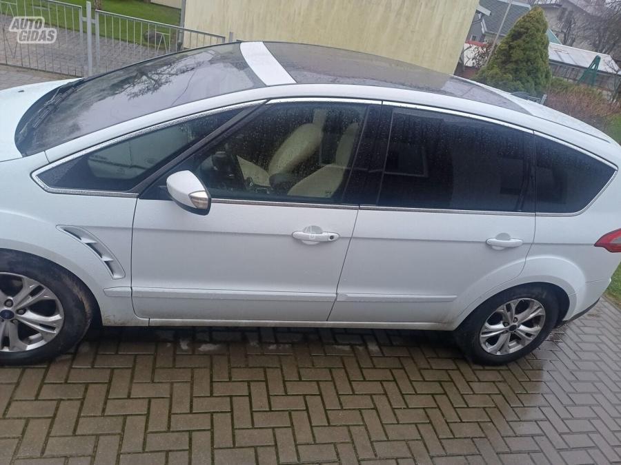 White Ford S-Max 2012 in Klaipeda, with an engine capacity of 2.00 L and mileage of 300 thousand km for 3900 €, photo 7 on AUTOMOTO.COM.LV