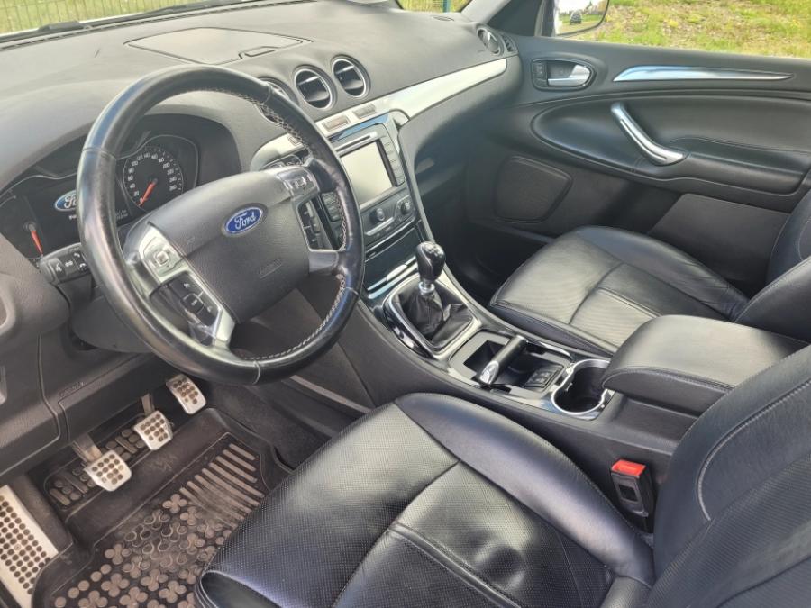 Balts Ford S-Max 2012 Rīga, ar dzinēja tilpumu 2.00 L un nobraukumu 303 tūkst. km par 6300 €, foto 6 vietnē AUTOMOTO.COM.LV
