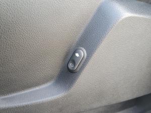 Balts Ford S-Max 2012 Rīga, ar dzinēja tilpumu 2.00 L un nobraukumu 303 tūkst. km par 6300 €, foto 8 vietnē AUTOMOTO.COM.LV