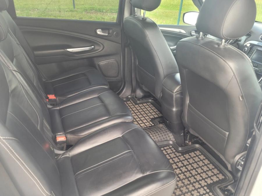 Balts Ford S-Max 2012 Rīga, ar dzinēja tilpumu 2.00 L un nobraukumu 303 tūkst. km par 6300 €, foto 12 vietnē AUTOMOTO.COM.LV