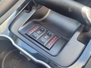 Balts Ford S-Max 2012 Rīga, ar dzinēja tilpumu 2.00 L un nobraukumu 303 tūkst. km par 6300 €, foto 18 vietnē AUTOMOTO.COM.LV