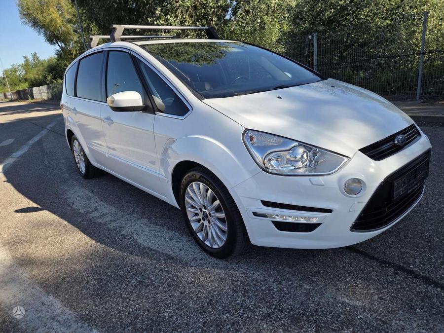 White Ford S-Max 2012 in Marijampole, with an engine capacity of 1.60 L and mileage of 210 thousand km for 5250 €, photo 5 on AUTOMOTO.COM.LV