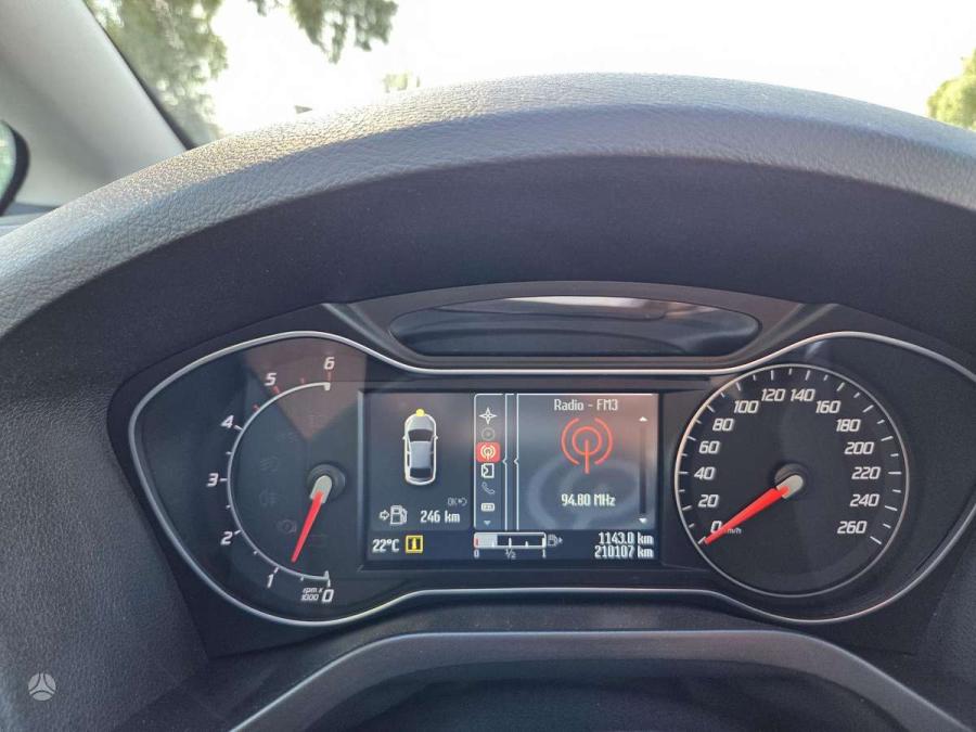 White Ford S-Max 2012 in Marijampole, with an engine capacity of 1.60 L and mileage of 210 thousand km for 5250 €, photo 10 on AUTOMOTO.COM.LV