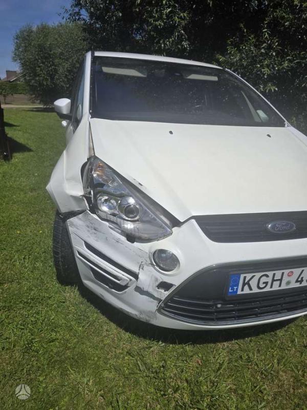 Balts Ford S-Max 2012 Kauņa, ar dzinēja tilpumu 2.20 L un nobraukumu 370 tūkst. km par 2999 €, foto 1 vietnē AUTOMOTO.COM.LV