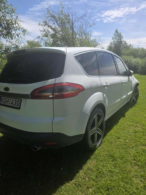 Balts Ford S-Max 2012 Kauņa, ar dzinēja tilpumu 2.20 L un nobraukumu 370 tūkst. km par 2999 €, foto 6 vietnē AUTOMOTO.COM.LV