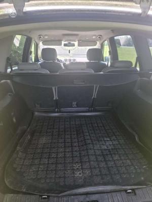 White Ford S-Max 2012 in Kaunas, with an engine capacity of 2.20 L and mileage of 370 thousand km for 2999 €, photo 9 on AUTOMOTO.COM.LV