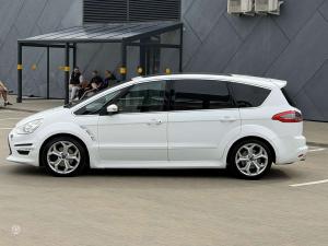 White Ford S-Max 2012 in Jonava, with an engine capacity of 2.20 L and mileage of 267 thousand km for 6500 €, photo 5 on AUTOMOTO.COM.LV