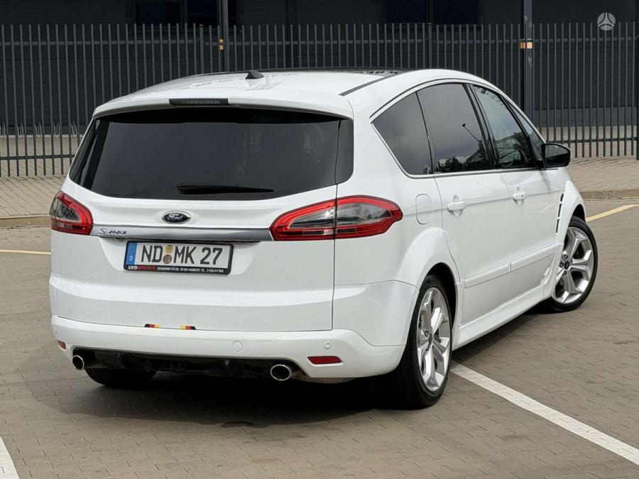 White Ford S-Max 2012 in Jonava, with an engine capacity of 2.20 L and mileage of 267 thousand km for 6500 €, photo 11 on AUTOMOTO.COM.LV