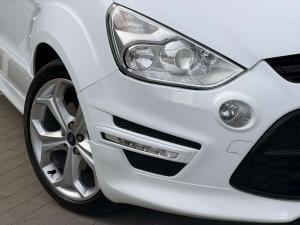 White Ford S-Max 2012 in Jonava, with an engine capacity of 2.20 L and mileage of 267 thousand km for 6500 €, photo 16 on AUTOMOTO.COM.LV
