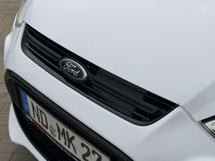 White Ford S-Max 2012 in Jonava, with an engine capacity of 2.20 L and mileage of 267 thousand km for 6500 €, photo 17 on AUTOMOTO.COM.LV