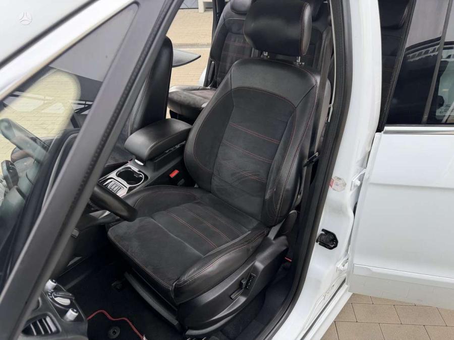 White Ford S-Max 2012 in Jonava, with an engine capacity of 2.20 L and mileage of 267 thousand km for 6500 €, photo 20 on AUTOMOTO.COM.LV