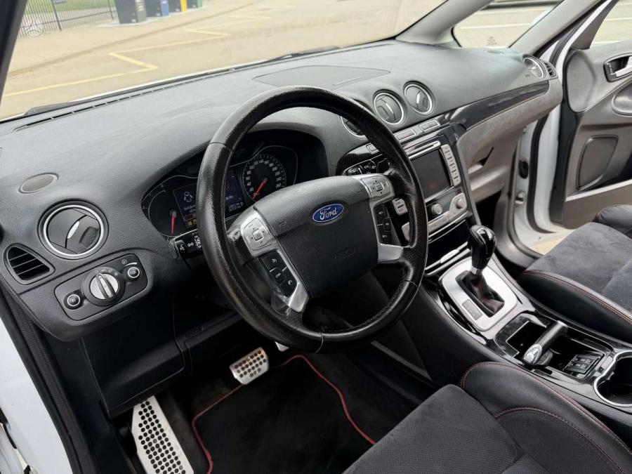 White Ford S-Max 2012 in Jonava, with an engine capacity of 2.20 L and mileage of 267 thousand km for 6500 €, photo 21 on AUTOMOTO.COM.LV