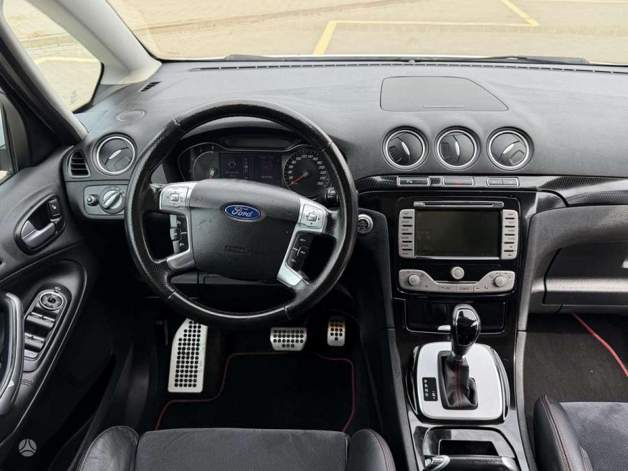 White Ford S-Max 2012 in Jonava, with an engine capacity of 2.20 L and mileage of 267 thousand km for 6500 €, photo 22 on AUTOMOTO.COM.LV