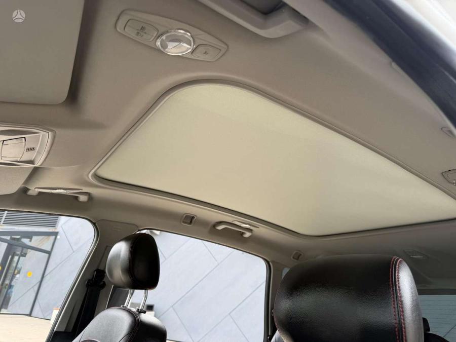 White Ford S-Max 2012 in Jonava, with an engine capacity of 2.20 L and mileage of 267 thousand km for 6500 €, photo 34 on AUTOMOTO.COM.LV