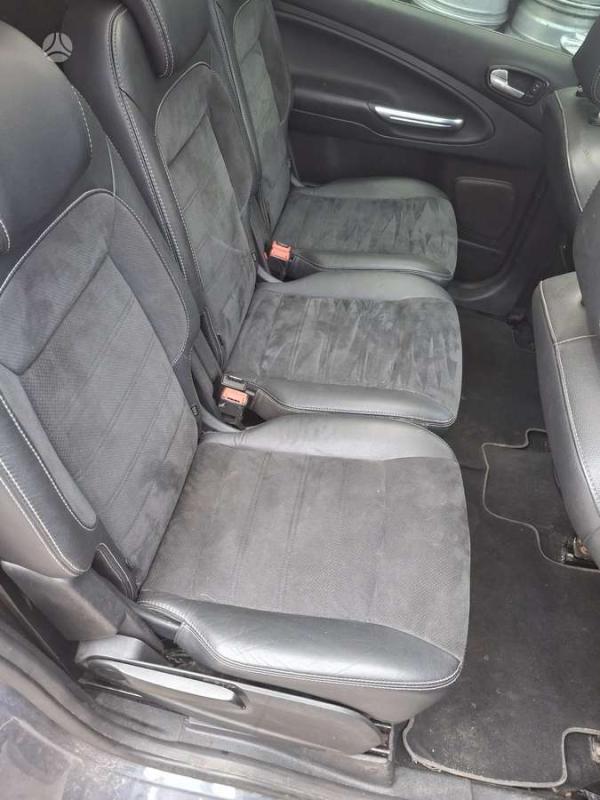 White Ford S-Max 2012 in Kaunas, with an engine capacity of 2.00 L and mileage of 280 thousand km for 1750 €, photo 8 on AUTOMOTO.COM.LV