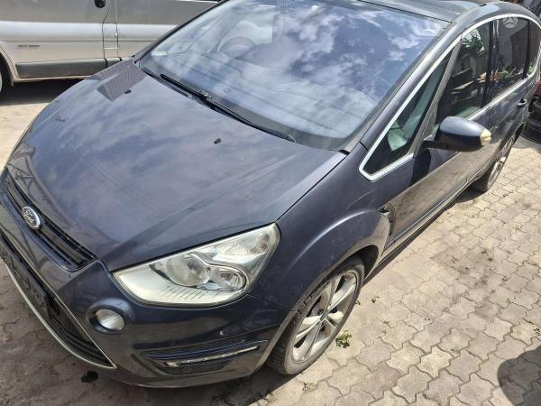 White Ford S-Max 2012 in Kaunas, with an engine capacity of 2.00 L and mileage of 280 thousand km for 1650 €, photo 3 on AUTOMOTO.COM.LV