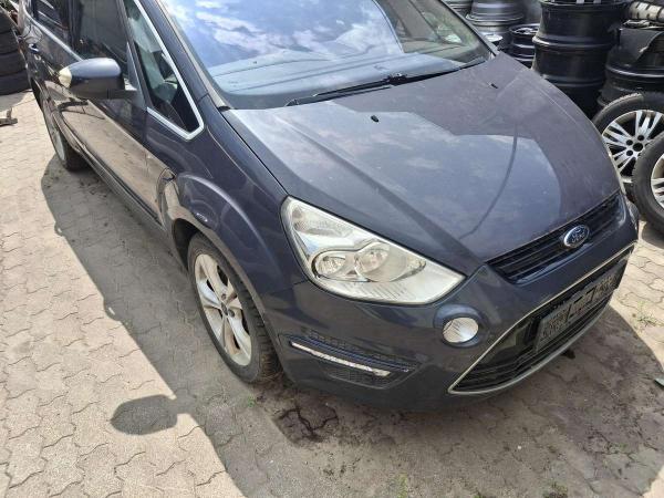 White Ford S-Max 2012 in Kaunas, with an engine capacity of 2.00 L and mileage of 280 thousand km for 1650 €, photo 4 on AUTOMOTO.COM.LV