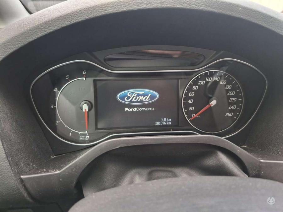 Balts Ford S-Max 2012 Kauņa, ar dzinēja tilpumu 2.00 L un nobraukumu 280 tūkst. km par 1650 €, foto 12 vietnē AUTOMOTO.COM.LV