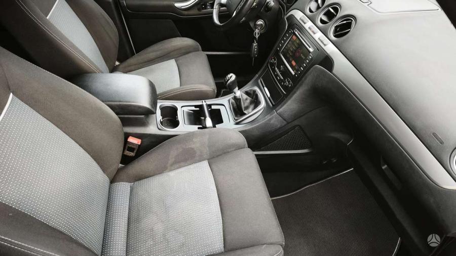 Balts Ford S-Max 2012 Šauļi, ar dzinēja tilpumu 1.60 L un nobraukumu 216 tūkst. km par 4990 €, foto 27 vietnē AUTOMOTO.COM.LV
