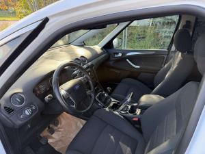 White Ford S-Max 2012 in Marijampole, with an engine capacity of 1.60 L and mileage of 196 thousand km for 4350 €, photo 9 on AUTOMOTO.COM.LV