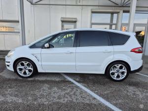 White Ford S-Max 2012 in Jonava, with an engine capacity of 2.20 L and mileage of 285 thousand km for 5999 €, photo 7 on AUTOMOTO.COM.LV