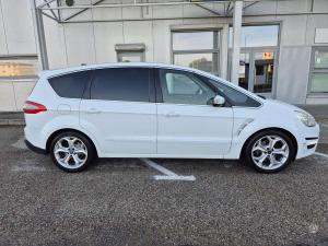 White Ford S-Max 2012 in Jonava, with an engine capacity of 2.20 L and mileage of 285 thousand km for 5999 €, photo 13 on AUTOMOTO.COM.LV