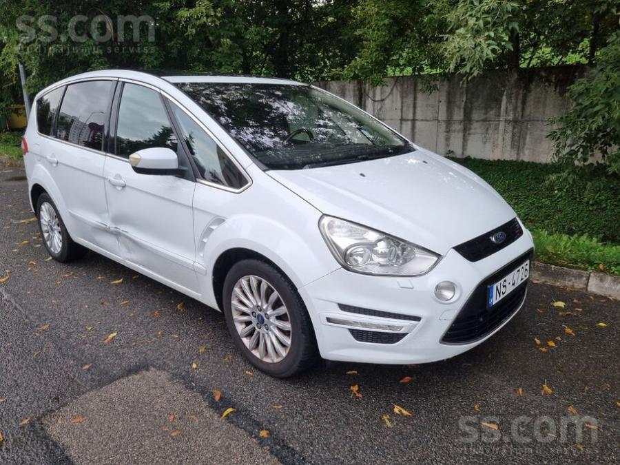 White Ford S-Max 2012 in Riga, with an engine capacity of 2.00 L and mileage of 223 thousand km for 4000 €, photo 1 on AUTOMOTO.COM.LV