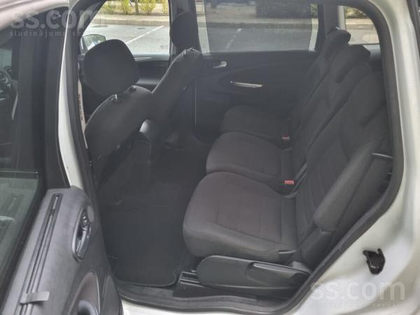 White Ford S-Max 2012 in Riga, with an engine capacity of 2.00 L and mileage of 223 thousand km for 4000 €, photo 11 on AUTOMOTO.COM.LV