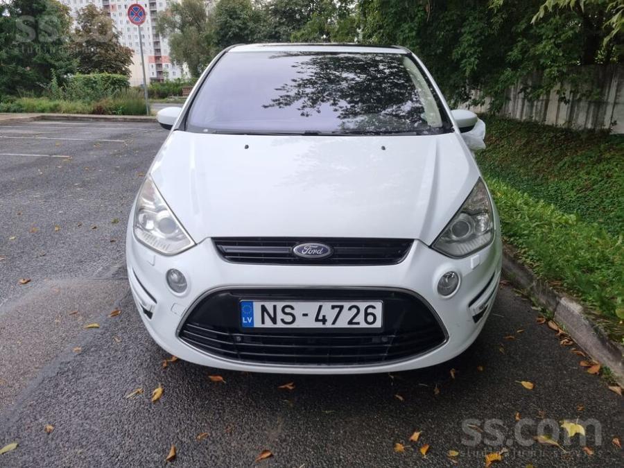 White Ford S-Max 2012 in Riga, with an engine capacity of 2.00 L and mileage of 213 thousand km for 3600 €, photo 3 on AUTOMOTO.COM.LV