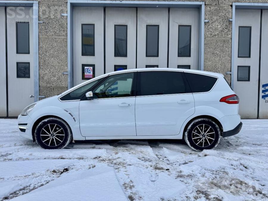 White Ford S-Max 2013 in Riga, with an engine capacity of 2.00 L and mileage of 0 thousand km for 4100 €, photo 5 on AUTOMOTO.COM.LV