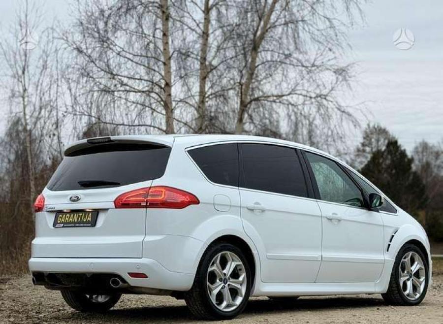 White Ford S-Max 2013 in Siauliai, with an engine capacity of 2.00 L and mileage of 269 thousand km for 8950 €, photo 4 on AUTOMOTO.COM.LV