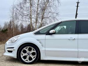 White Ford S-Max 2013 in Siauliai, with an engine capacity of 2.00 L and mileage of 269 thousand km for 8950 €, photo 11 on AUTOMOTO.COM.LV
