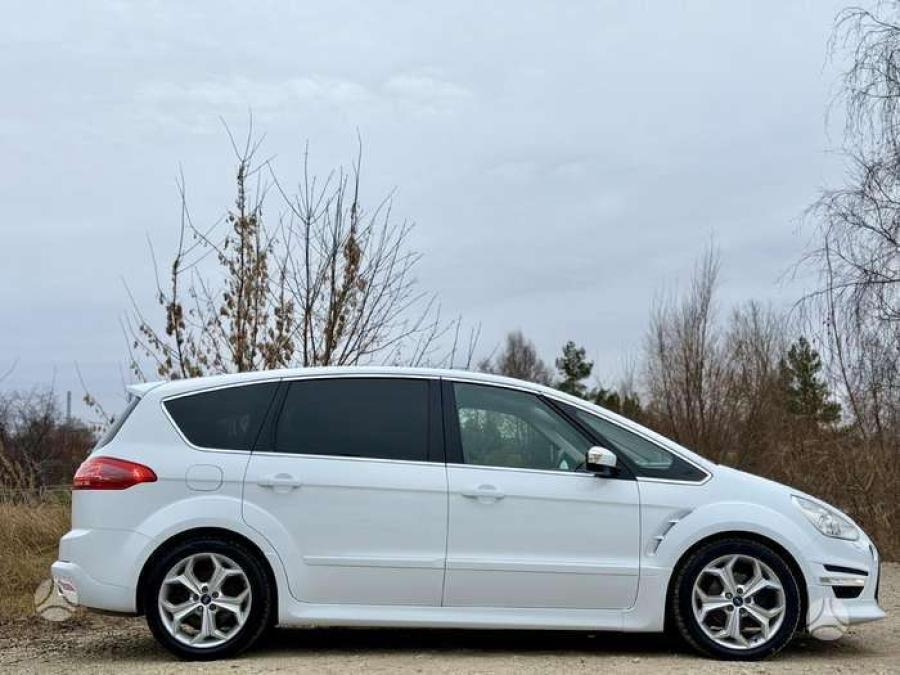 White Ford S-Max 2013 in Siauliai, with an engine capacity of 2.00 L and mileage of 269 thousand km for 8950 €, photo 14 on AUTOMOTO.COM.LV
