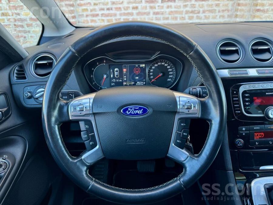 White Ford S-Max 2013 in Riga, with an engine capacity of 2.00 L and mileage of 311 thousand km for 3900 €, photo 9 on AUTOMOTO.COM.LV