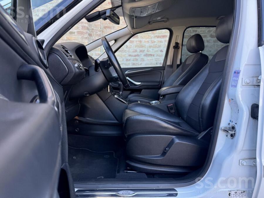 White Ford S-Max 2013 in Riga, with an engine capacity of 2.00 L and mileage of 311 thousand km for 3900 €, photo 12 on AUTOMOTO.COM.LV