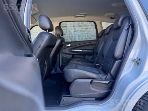 White Ford S-Max 2013 in Riga, with an engine capacity of 2.00 L and mileage of 311 thousand km for 3900 €, photo 13 on AUTOMOTO.COM.LV