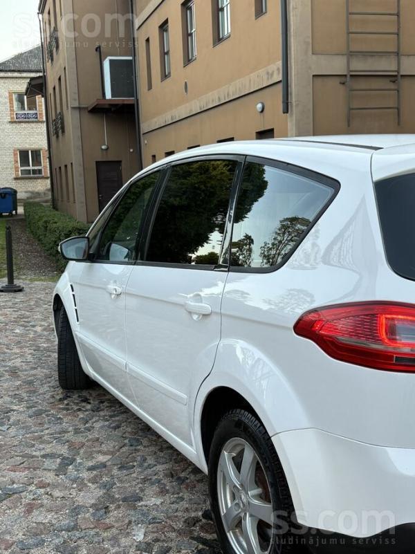 White Ford S-Max 2013 in Kuldiga, with an engine capacity of 2.00 L and mileage of 0 thousand km for 4500 €, photo 7 on AUTOMOTO.COM.LV