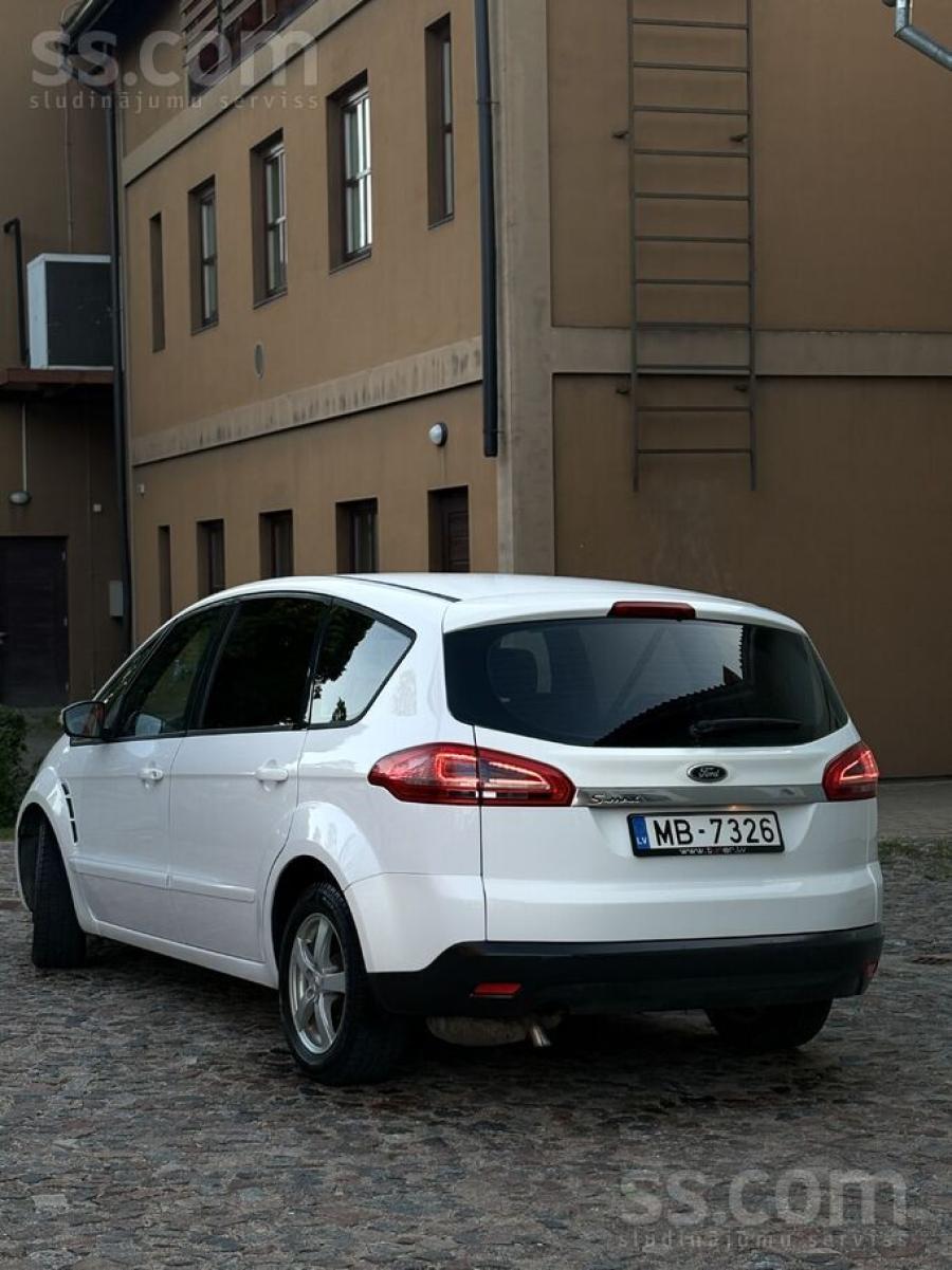 Balts Ford S-Max 2013 Kuldīga, ar dzinēja tilpumu 2.00 L un nobraukumu 0 tūkst. km par 4500 €, foto 13 vietnē AUTOMOTO.COM.LV