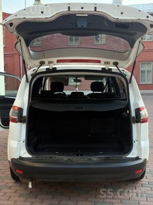 Balts Ford S-Max 2013 Kuldīga, ar dzinēja tilpumu 2.00 L un nobraukumu 0 tūkst. km par 4500 €, foto 15 vietnē AUTOMOTO.COM.LV