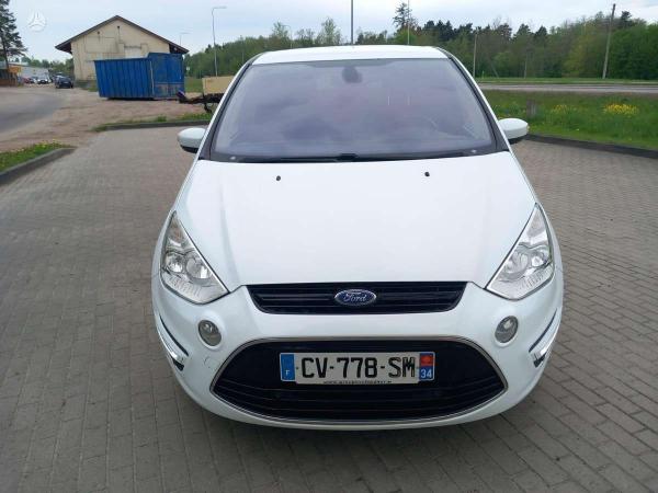 Balts Ford S-Max 2013 Utena, ar dzinēja tilpumu 2.00 L un nobraukumu 275 tūkst. km par 4900 €, foto 3 vietnē AUTOMOTO.COM.LV