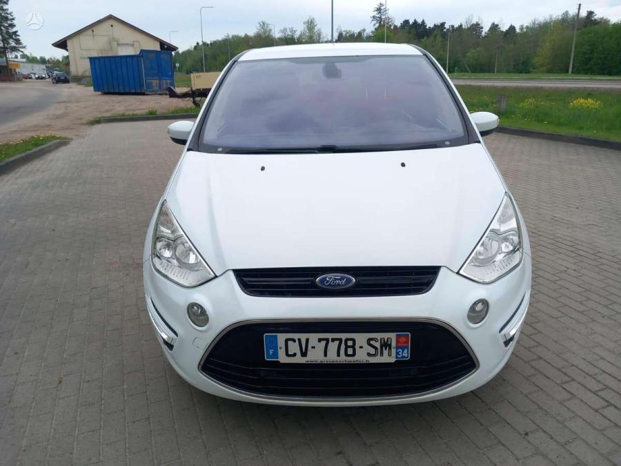 Balts Ford S-Max 2013 Utena, ar dzinēja tilpumu 2.00 L un nobraukumu 275 tūkst. km par 4900 €, foto 4 vietnē AUTOMOTO.COM.LV