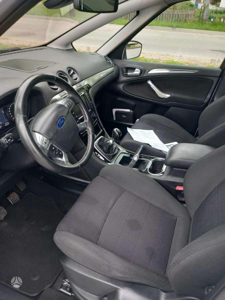 Balts Ford S-Max 2013 Utena, ar dzinēja tilpumu 2.00 L un nobraukumu 275 tūkst. km par 4900 €, foto 11 vietnē AUTOMOTO.COM.LV
