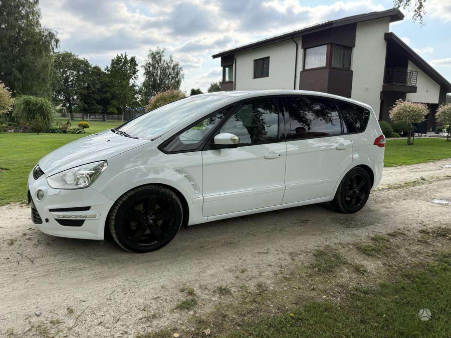 Balts Ford S-Max 2013 Šauļi, ar dzinēja tilpumu 2.00 L un nobraukumu 272 tūkst. km par 5500 €, foto 9 vietnē AUTOMOTO.COM.LV