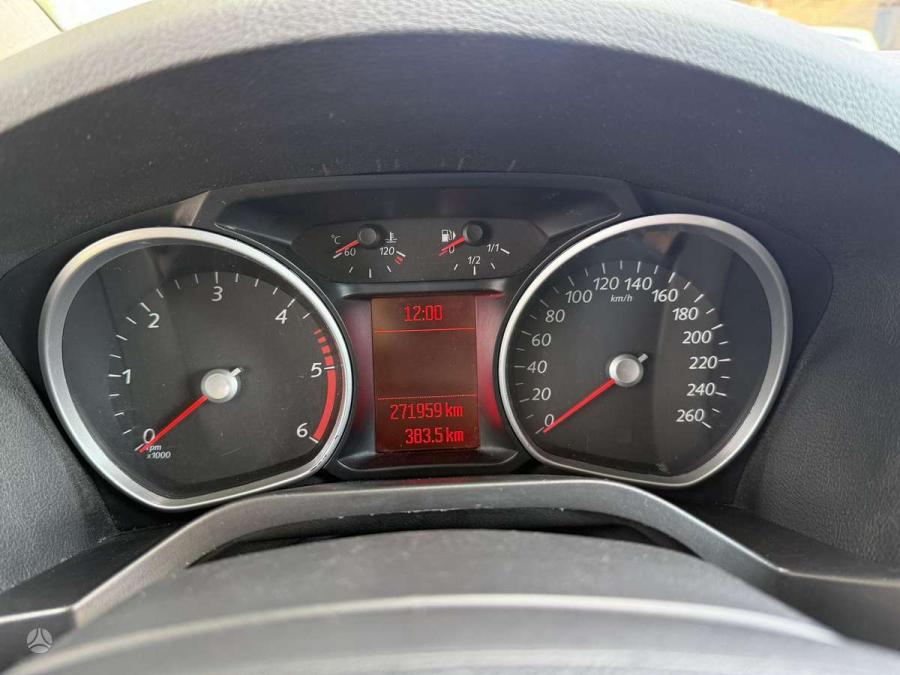 Balts Ford S-Max 2013 Šauļi, ar dzinēja tilpumu 2.00 L un nobraukumu 272 tūkst. km par 5500 €, foto 23 vietnē AUTOMOTO.COM.LV