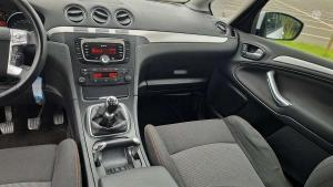 Balts Ford S-Max 2013 Kauņa, ar dzinēja tilpumu 2.00 L un nobraukumu 318 tūkst. km par 4850 €, foto 19 vietnē AUTOMOTO.COM.LV