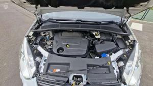 Balts Ford S-Max 2013 Kauņa, ar dzinēja tilpumu 2.00 L un nobraukumu 318 tūkst. km par 4850 €, foto 28 vietnē AUTOMOTO.COM.LV