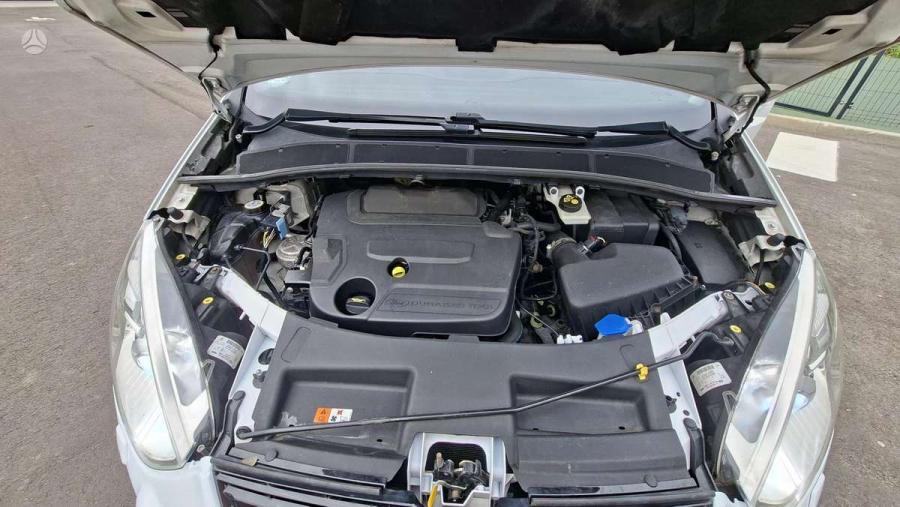 Balts Ford S-Max 2013 Kauņa, ar dzinēja tilpumu 2.00 L un nobraukumu 318 tūkst. km par 4850 €, foto 28 vietnē AUTOMOTO.COM.LV